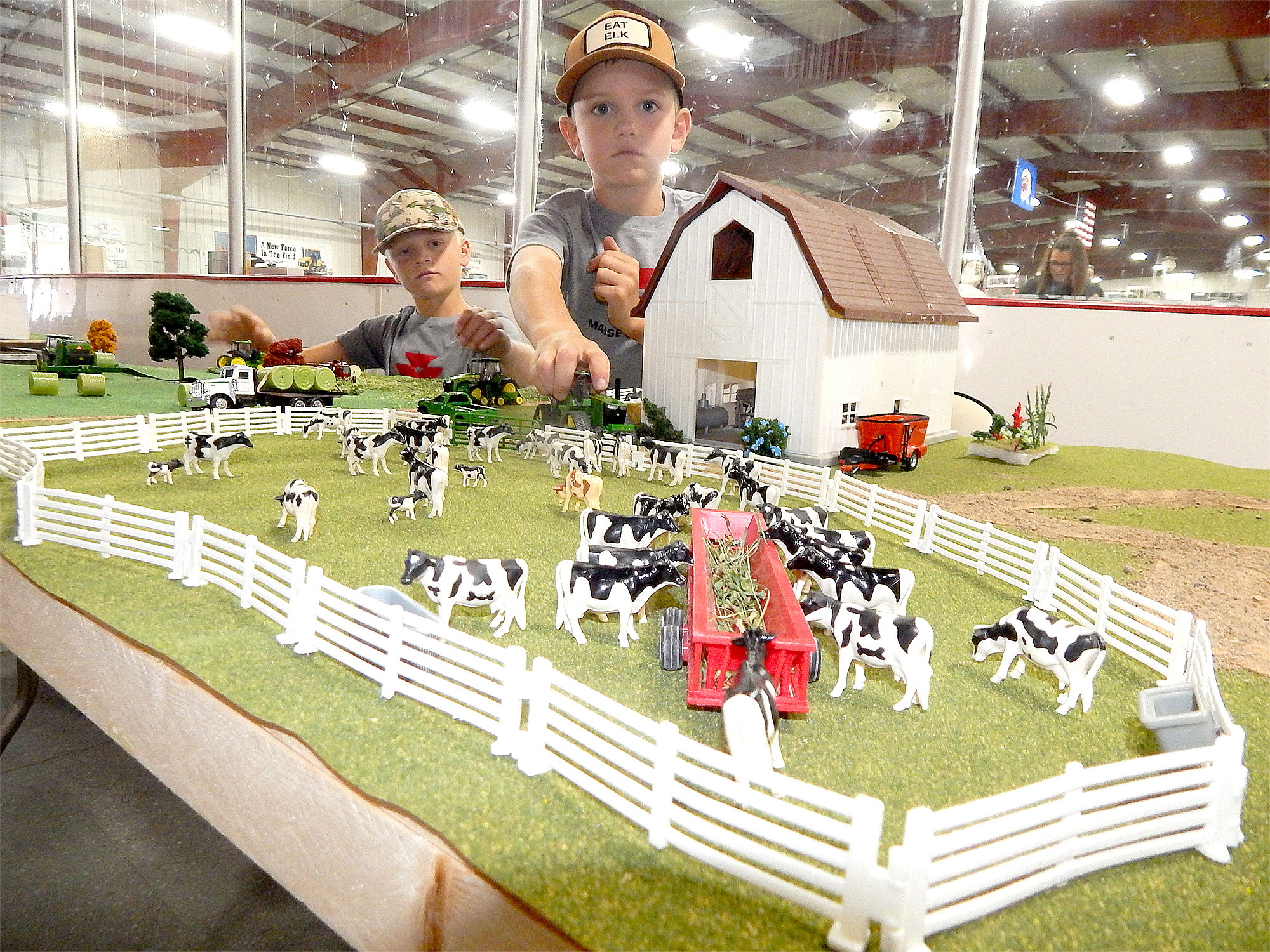 Farm toyland — Sleepy Eye show draws farmers, children of all ages ...